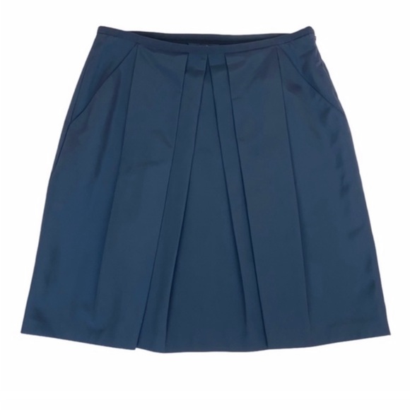 Brooks Brothers | Skirts | Brooks Brothers Satin Inverted Pleat Front ...